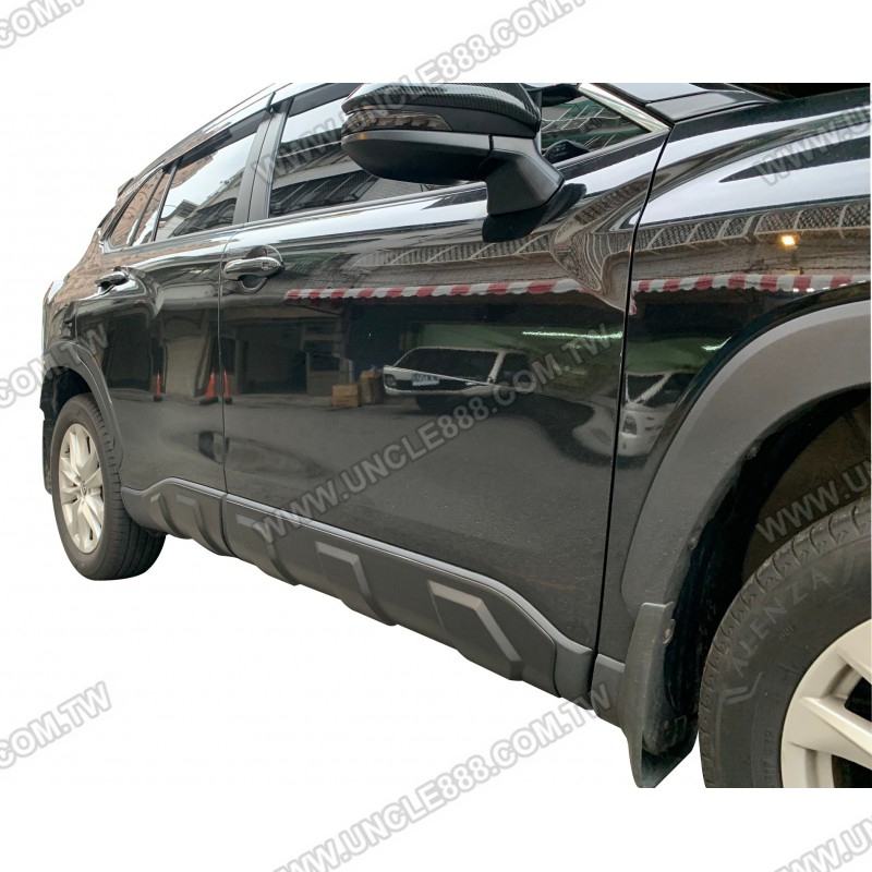 ROCKER PANEL MOULDING BLACK 4PC/SET
